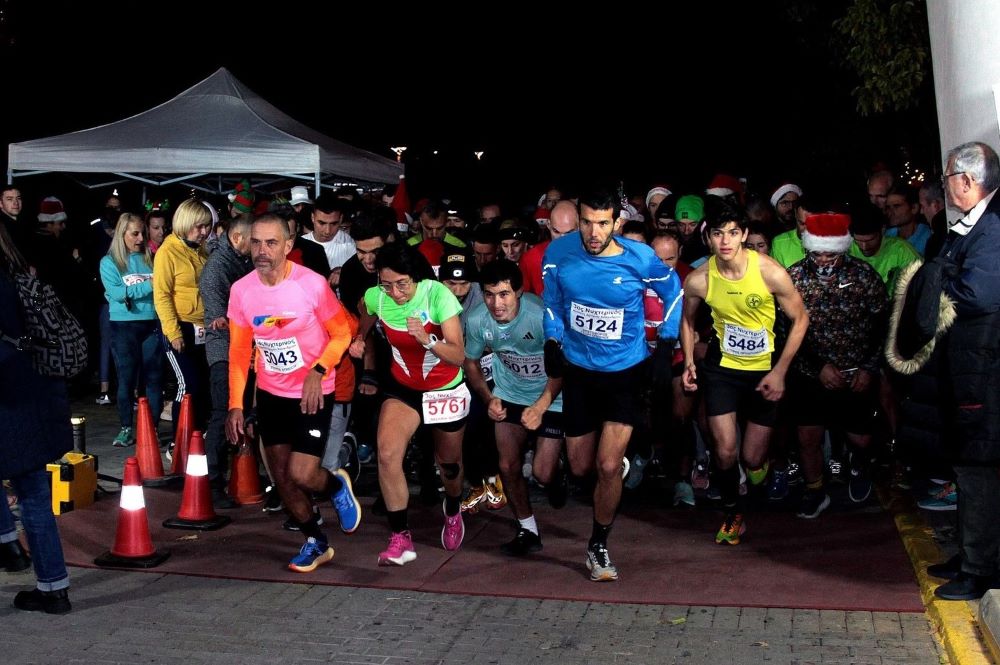 Εορταστική ατμόσφαιρα και μεγάλη συμμετοχή στο 3ο Chalandri Run The Christmas Night (pics)